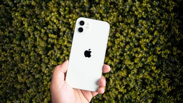 Which iPhone models support eSIM? iPhone eSIM Support List | eSIM Europe